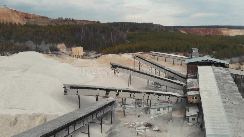 Stone Crusher Rock Stone Crushing Machine at Open Pit Mining and ...