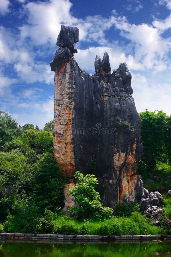 Stone Forest-a-shi-ma stock photo. Image of karst, yunnan - 9375486