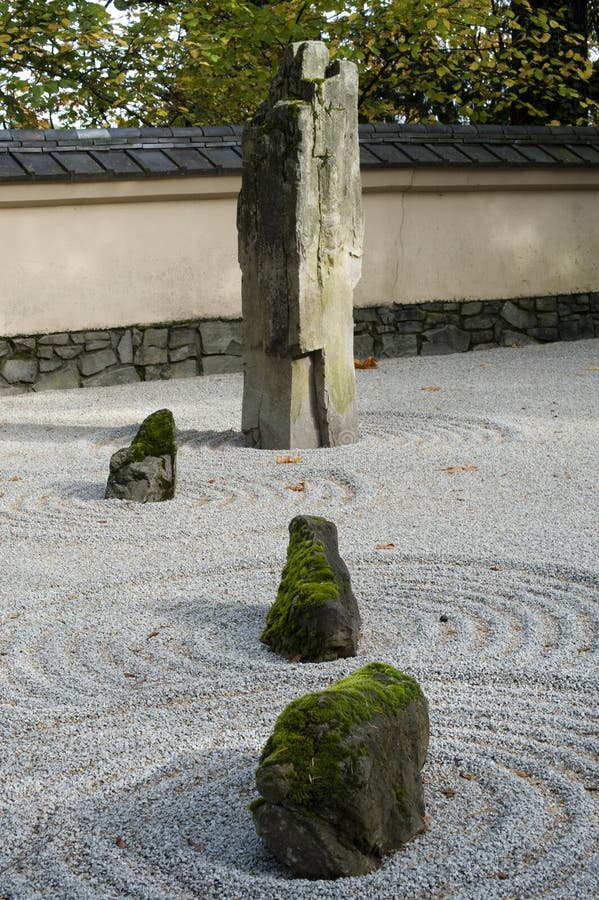 Stone Garden, Waves, Japanese Garden Stock Photo - Image of ...