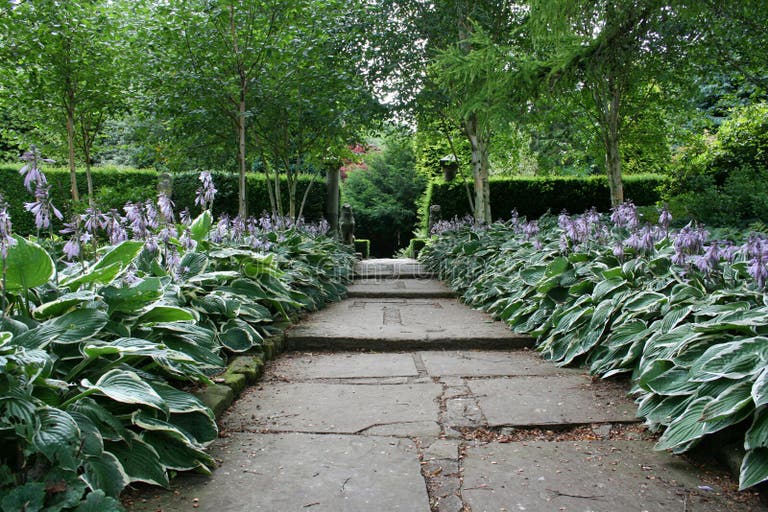 262 Slate Stone Pathway Stock Photos - Free & Royalty-Free Stock Photos ...