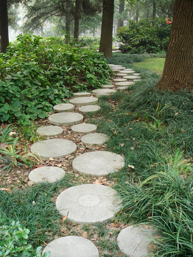 Stone path stock image. Image of path, tree, circle, leaf - 4826831