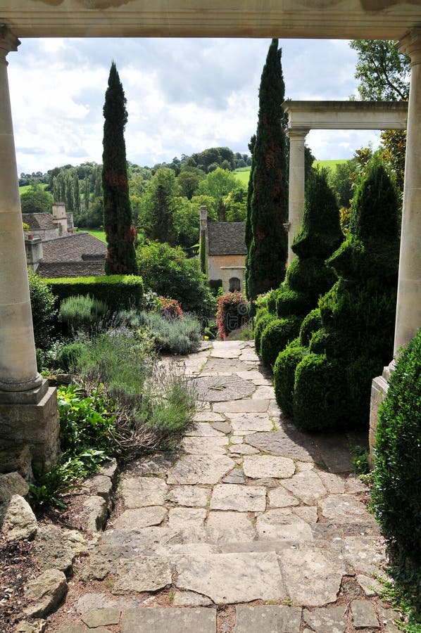 Formal English Garden stock photo. Image of flowers, heritage - 9288666