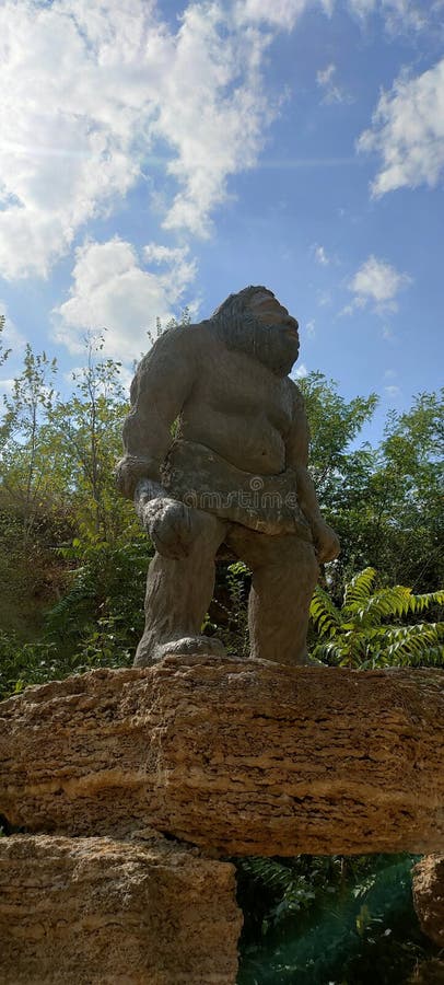 Stone Sculpture Ancient Man Editorial Stock Photo - Image of sculpture ...