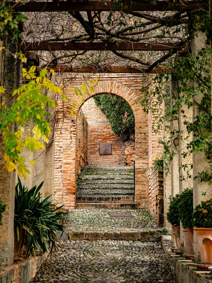 Stone Steps and Arched Passage in the Generalife Gardens of the ...