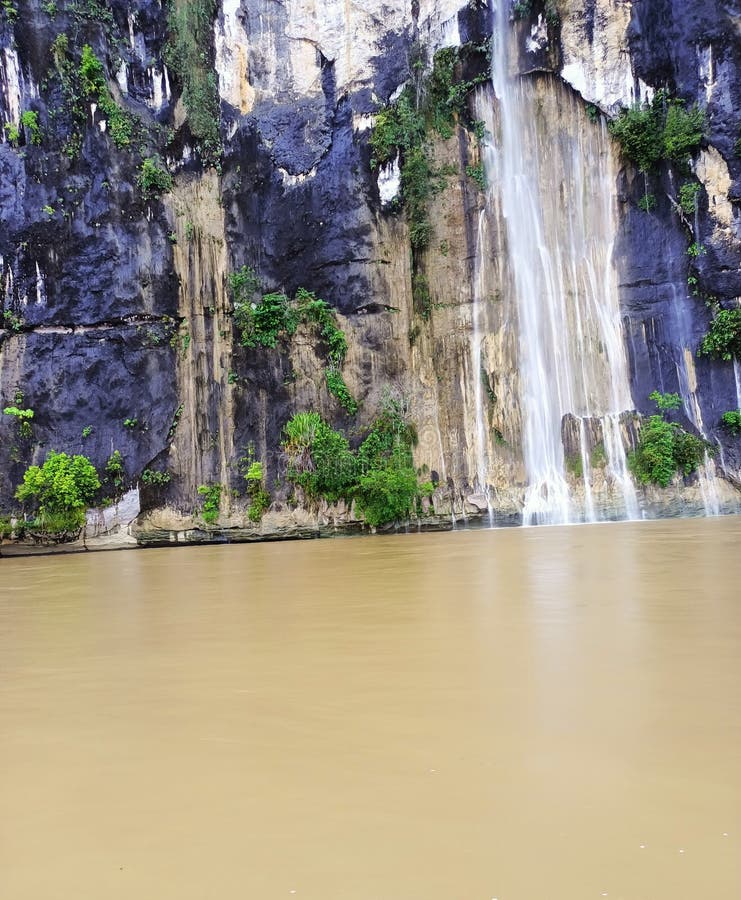 Stone Wall Mahakam Ulu-East Borneo Stock Image - Image of stone, east ...