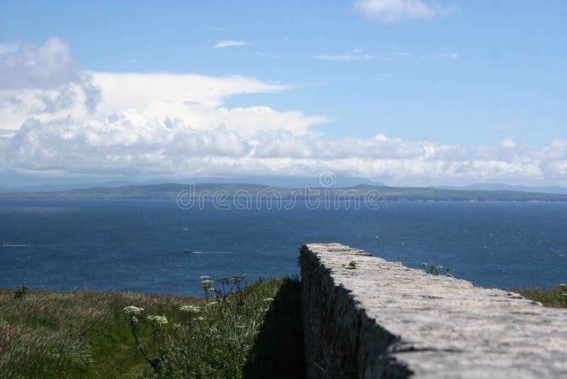 Wall, Stone Wall, Rock, Grass Picture. Image: 119767100