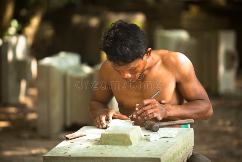Stonecutter for Restoration Works in Angkor Wat Editorial Photography ...
