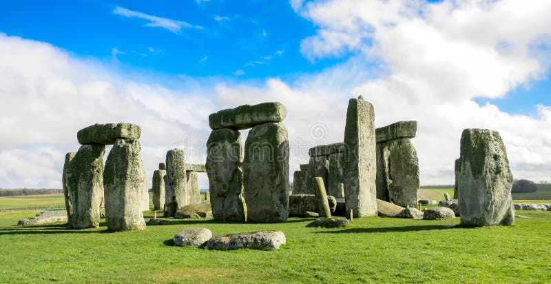 Stonehenge Archaeological Site England Stock Photo - Image of shape ...