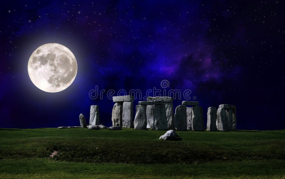 Stonehenge at night stock photo. Image of prehistoric - 28602916
