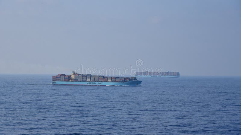 Färgfulla Maersk, MSC, Hamburg Sud Shipping Containers Container ... Färgfulla Maersk, MSC, Hamburg Sud Shipping Containers Container ...