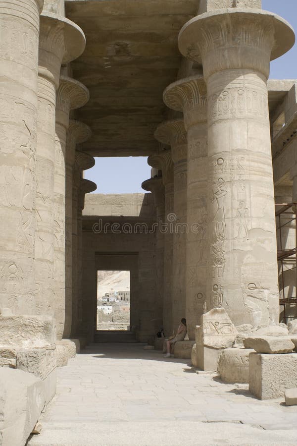 Stora pelare arkivfoto. Bild av turism, arkeologi, tempel - 14341494