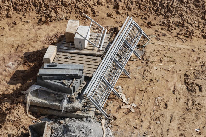 Storage of Building Materials and Elements at the Construction Site ...