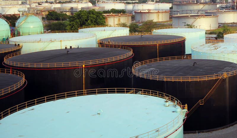 Storage oil tanks stock photo. Image of mining, industrial - 32897682