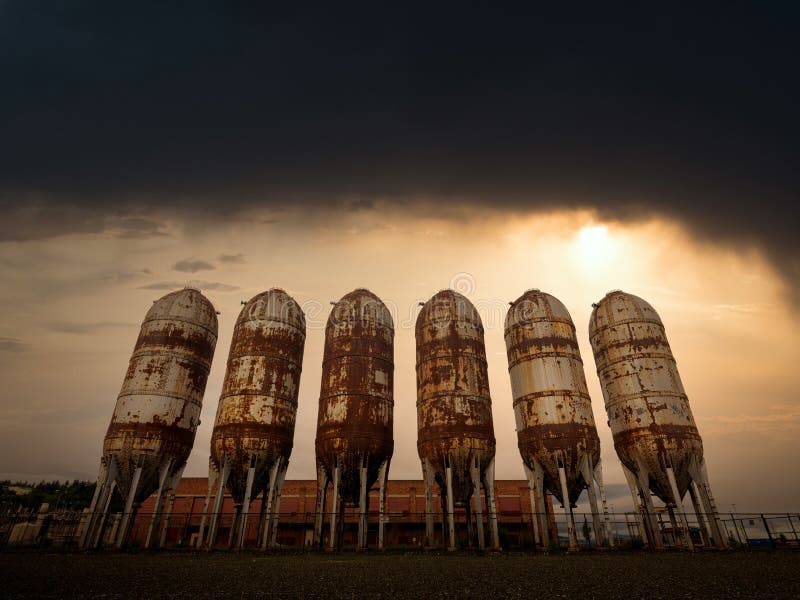 216 Rusty Old Oil Storage Tanks Stock Photos - Free & Royalty-Free ...