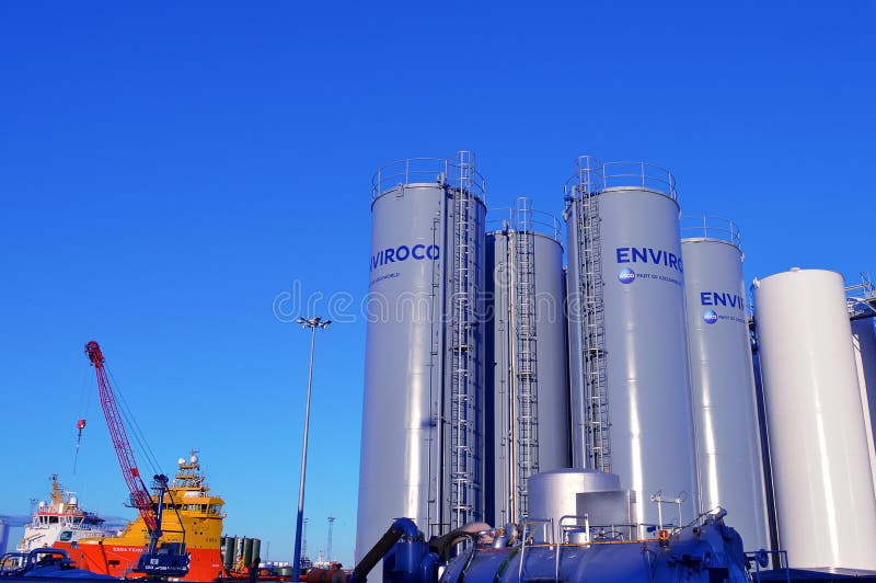 Drilling Rig & Gas Storage Tanks Stock Photo - Image of production ...