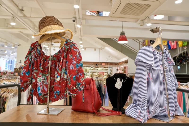 A store in Busan editorial stock image. Image of modern - 109056304