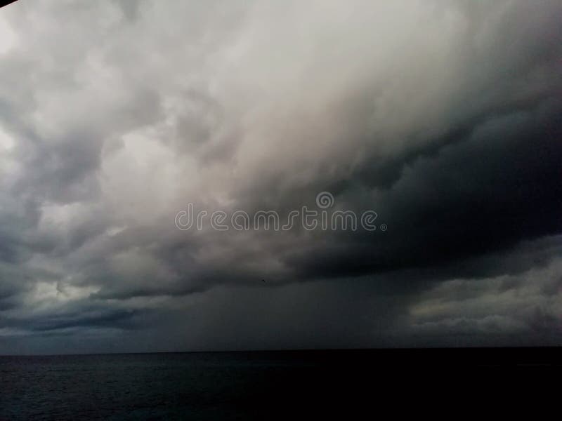Storm Clouds, Rain Clouds, Storm Sky, Raining Clouds, Storm in Cozumel ...