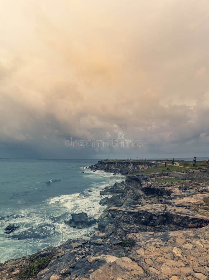 Storm on Isla Mujeres, Cancun, Mexico Stock Photo - Image of ocean ...