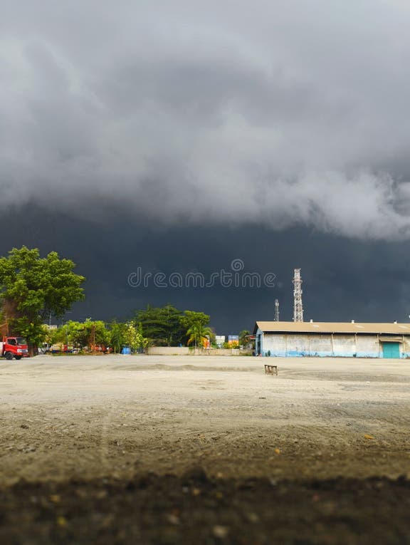 Storm Rain Cloud Scary Plans Stock Image - Image of scary, rain: 315204935