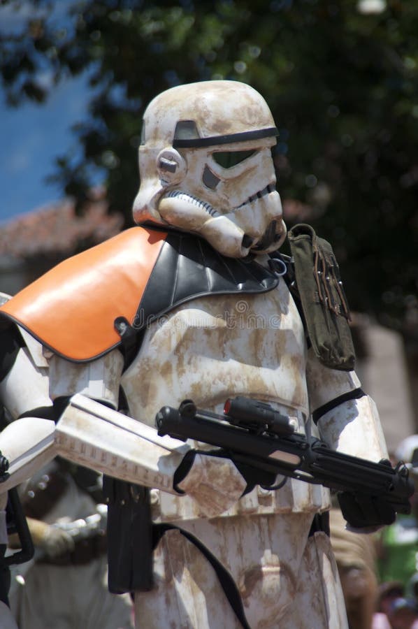 Star Wars at Disneyland editorial photo. Image of battle - 16389611