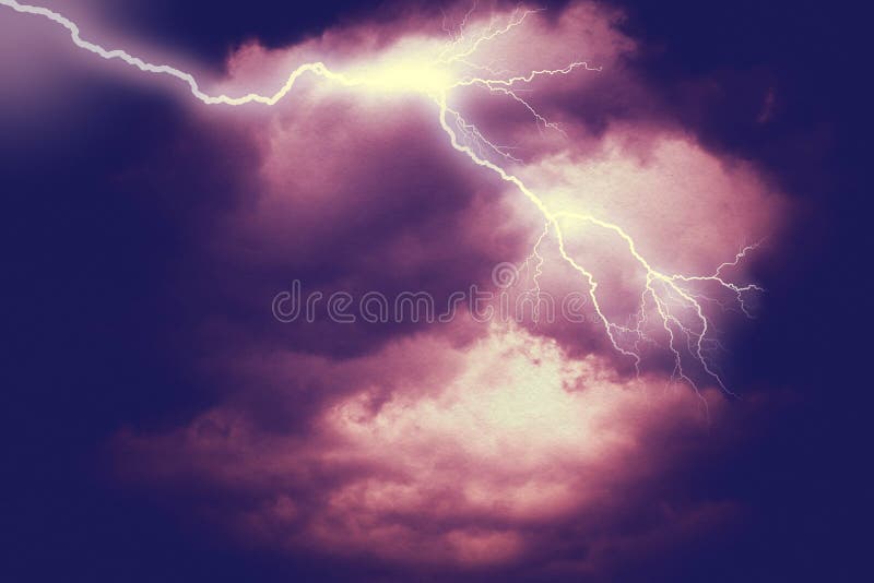 Stormmoln och blixt stock illustrationer. Illustration av regnstorm ...