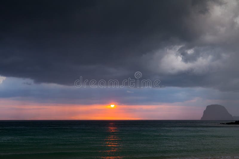 Stormy Clouds Over Dark Ocean Stock Image - Image of splash, light ...