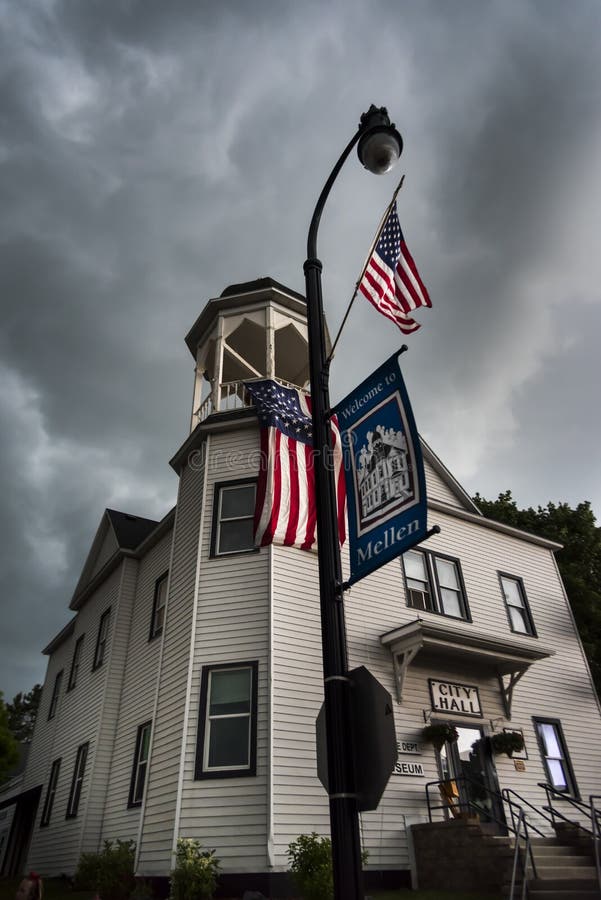 Downtown Mellen, Wisconsin stock photo. Image of wisconsin - 131085436
