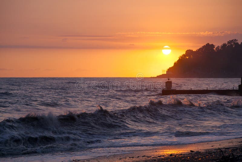 Stormy Sea Waves on the Seashore Against the Pear and Backdrop of the ...