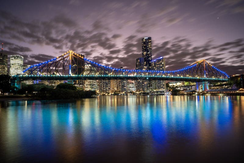 Story Bridge at dusk stock photo. Image of building - 282948336