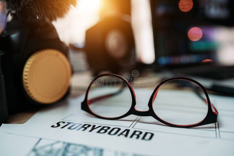 Storyboard Camera Glasses Stock Photos - Free & Royalty-Free Stock ...