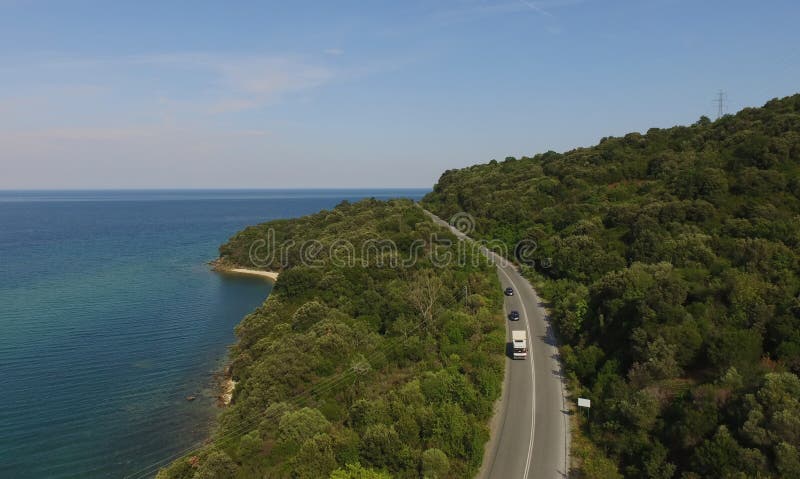 Strada dal mare immagine stock. Immagine di egeo, acqua - 96047451