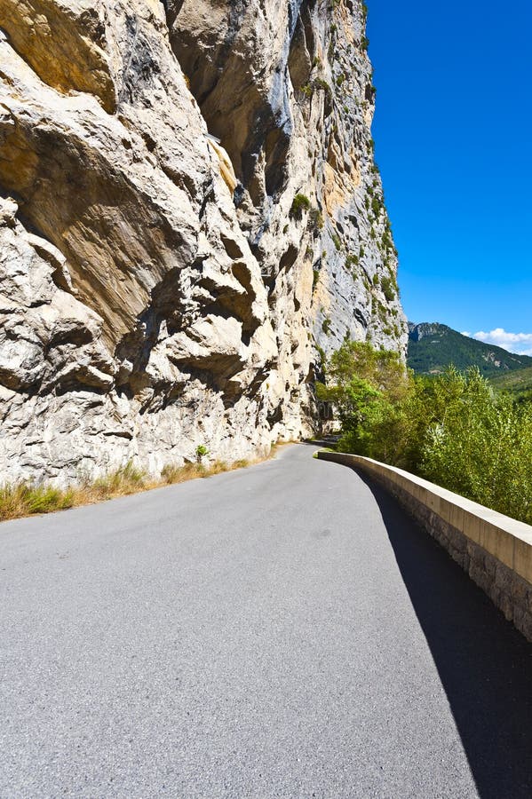 Strada Della Montagna in Francia Sudorientale Fotografia Stock ...