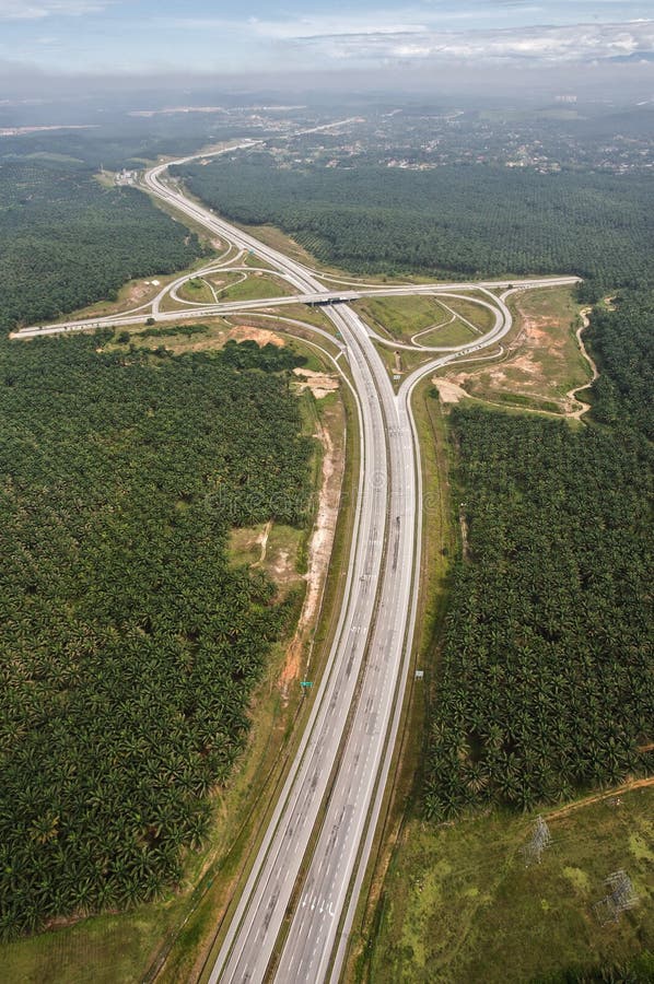 Strada principale libera fotografia stock. Immagine di radura - 13100252