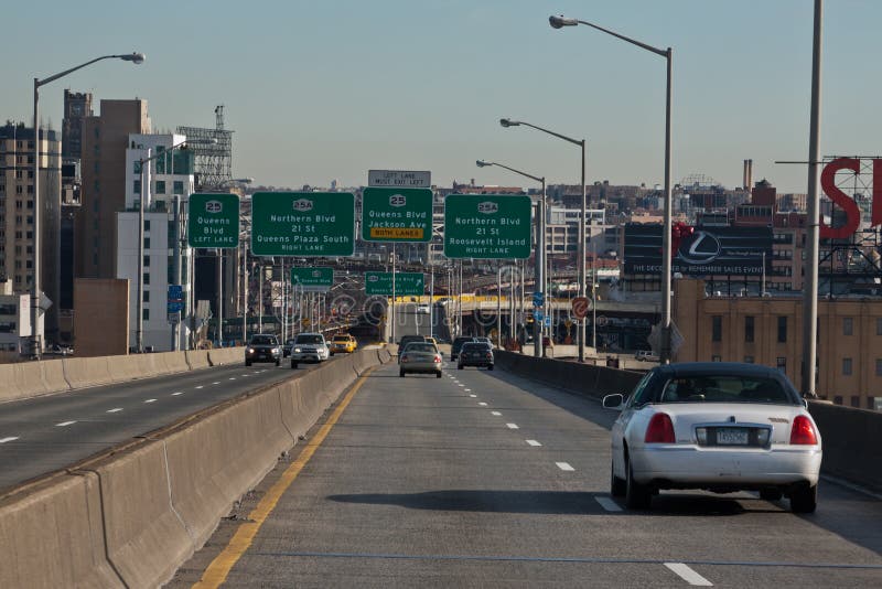 Strada Principale a Manhattan New York City Fotografia Editoriale ...