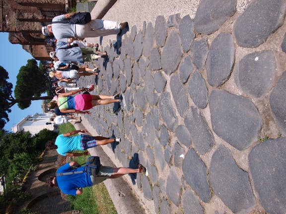 Strada Romana, Roma, Italia Fotografia Editoriale - Immagine di pista ...