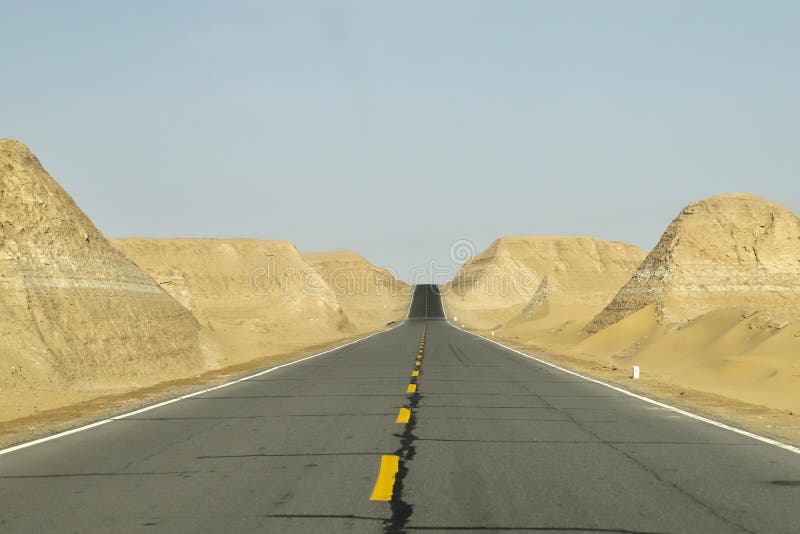 Straight Asphalt Road in the Middle of a Desert Stock Photo - Image of ...