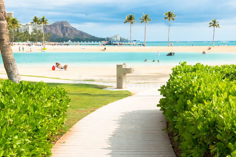 Strand auf Hawaii-Insel stockbild. Bild von schön, landschaft - 27452877