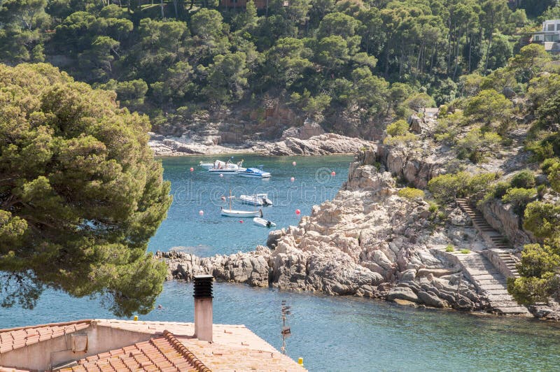 Bucht-Strand Begur Spanien stockbild. Bild von costa - 44970397