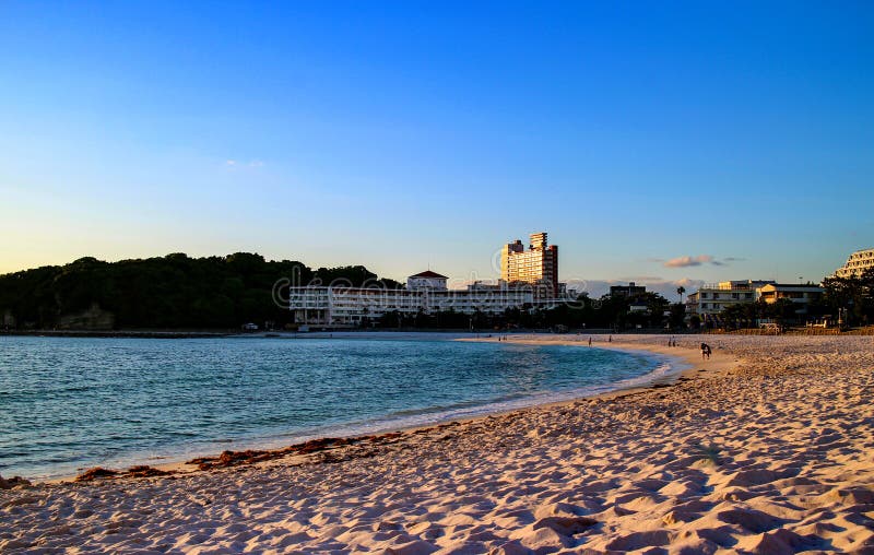 Strand Japans Shirarahama redaktionelles bild. Bild von redaktionell ...