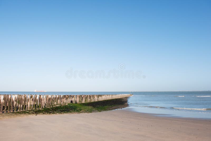 Strand van Breskens stock afbeelding. Image of nederland - 11617877
