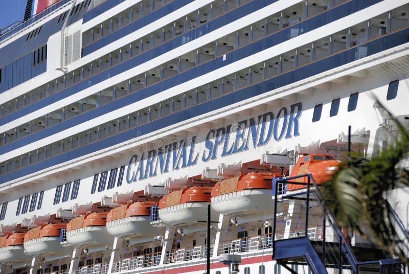 Carnival Splendor Stranded at Sea Editorial Photography - Image of ...