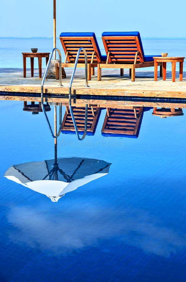 Strandpool stockbild. Bild von pazifisch, lose, traum - 108432735