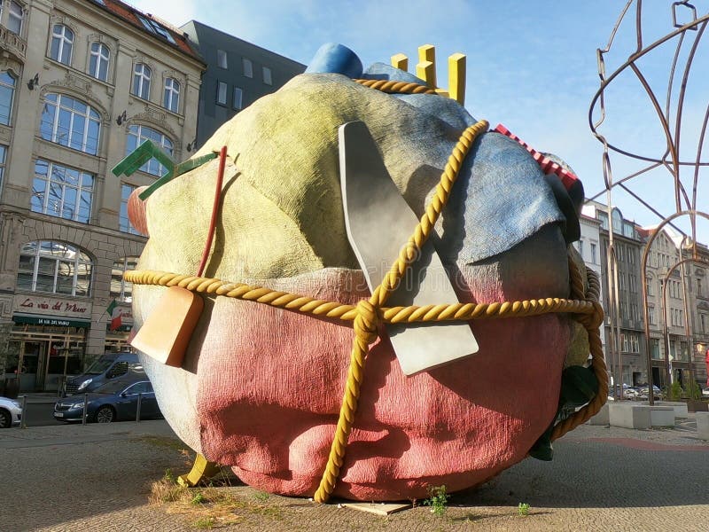 Strange figure, in Berlin editorial image. Image of figure - 137952475