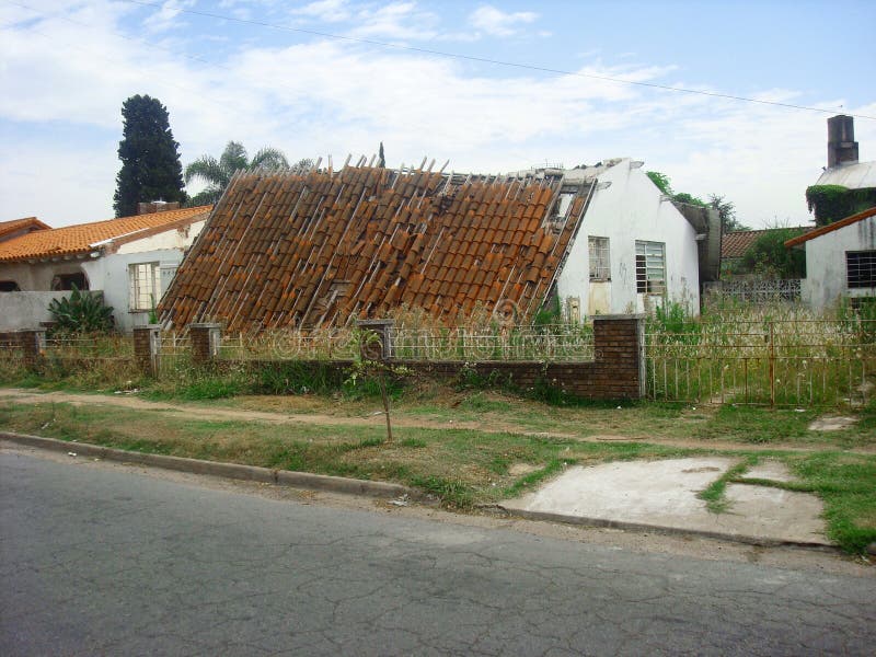 Strange Gas Explosion in Suburbia Editorial Photo - Image of family ...