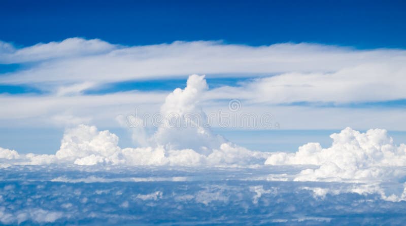 Stratosfera fotografia stock. Immagine di stratosfera - 12123384