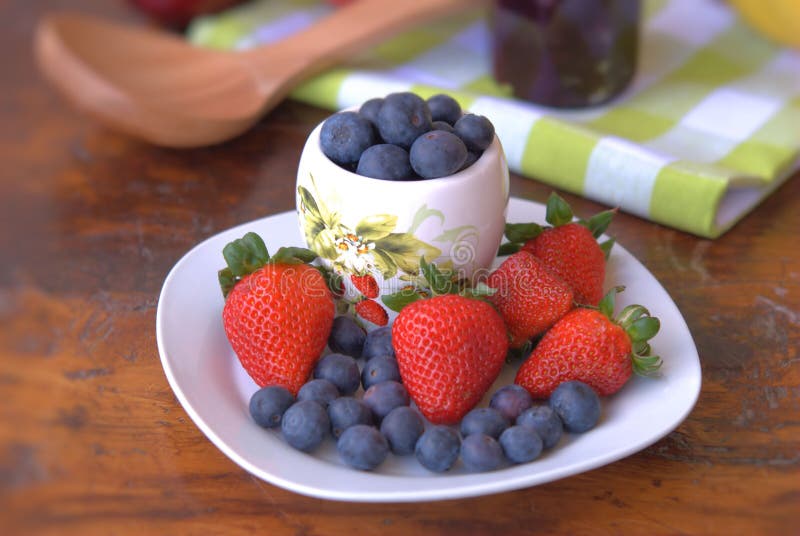 Strawberries and Blueberries Stock Image - Image of strawberry, kitchen ...