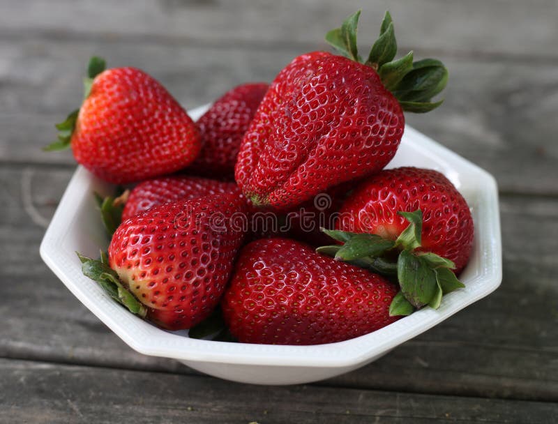 Strawberries in a Bowl- 3 stock photo. Image of bowl - 14375328