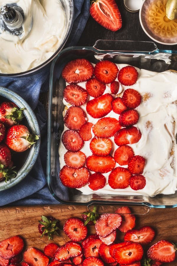 Ice cream preparation stock image. Image of cream, sweetness - 13728289