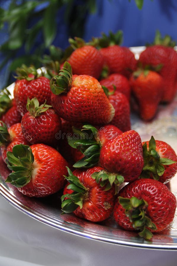 Strawberries on platter stock image. Image of healthy - 6511265