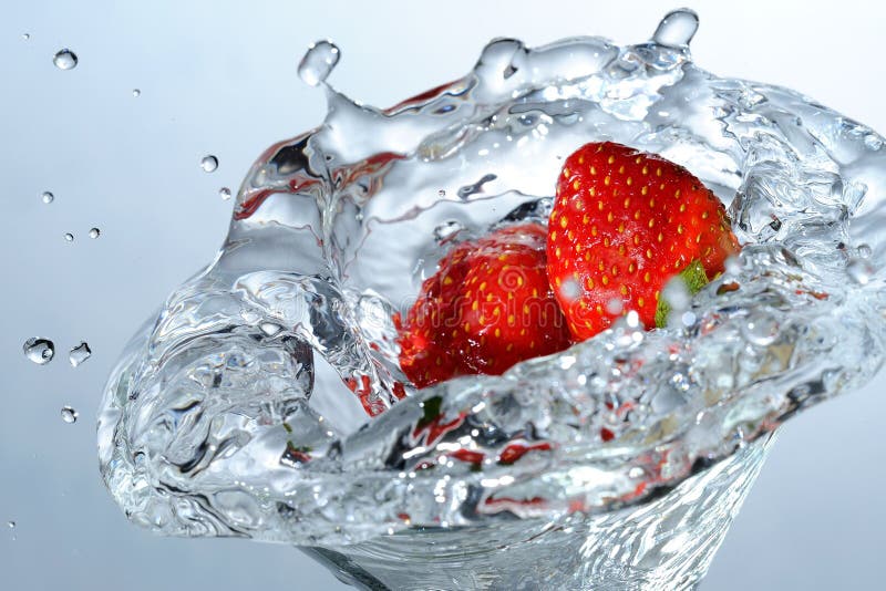 Fresh strawberry in water stock photo. Image of liquor, bubbles - 7434